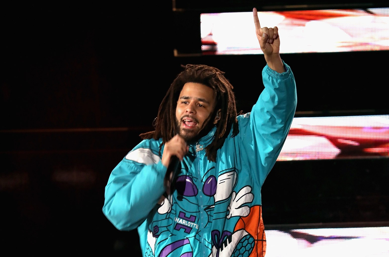 J. Cole Reveals His Vision During The Off-Season LA Tour Stop With 21 ...