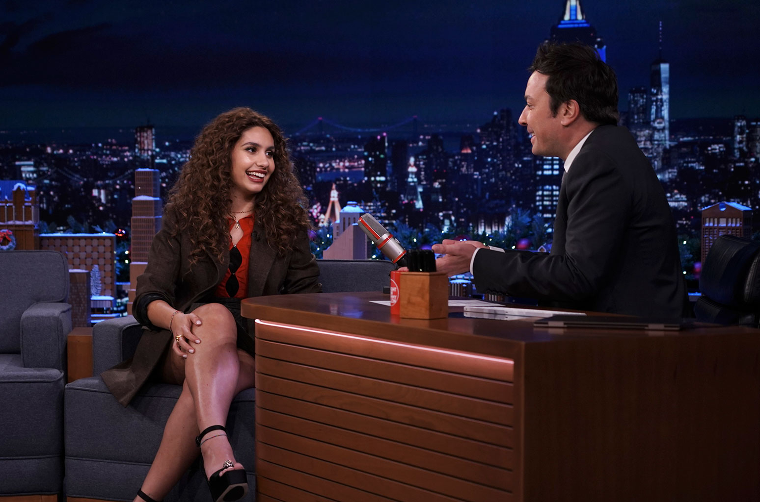 Watch Alessia Cara Sing a Jazzy Version of The Kid LAROI & Justin ...