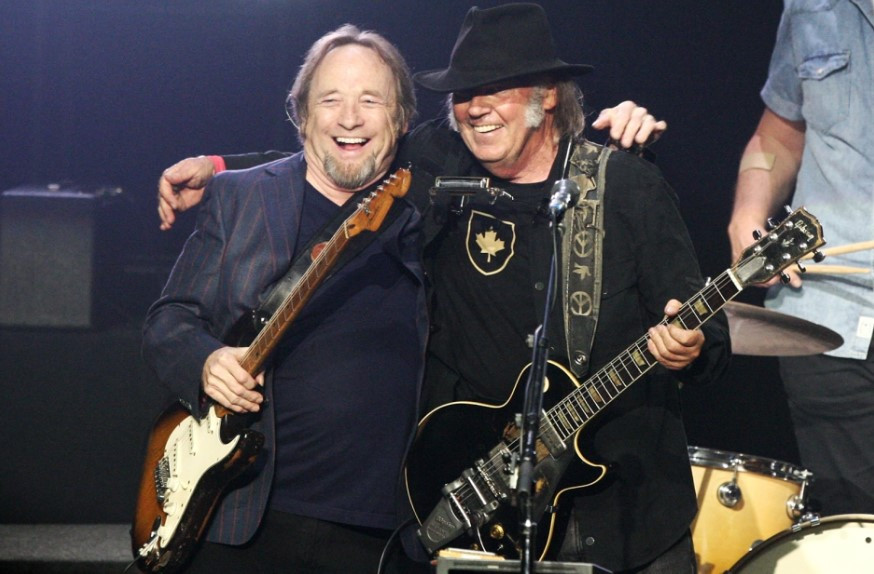 Neil Young to Return to Stage With Stephen Stills For ‘Light Up the ...
