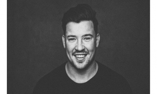 Multitalented London entertainer Tom Margetson releases timely new ...