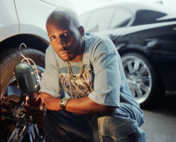 DMX’s Debut “It’s Dark & Hell Is Hot” Turns 25